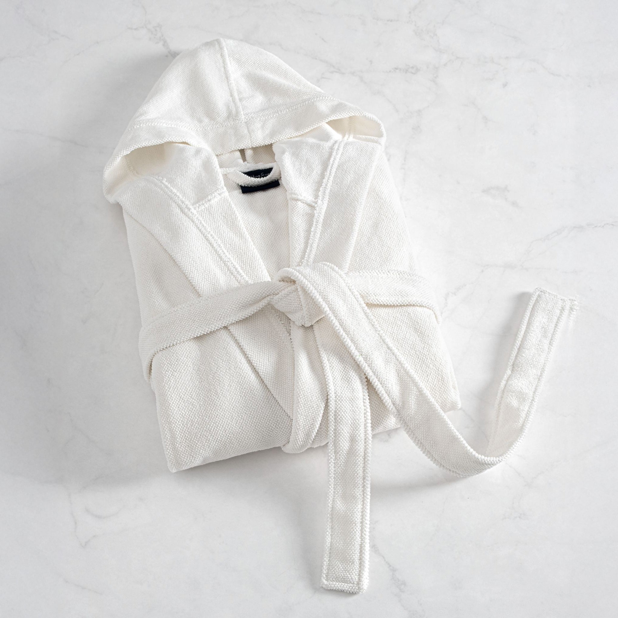 Ashford Hooded Bathrobe - White – Bedding Envy UK